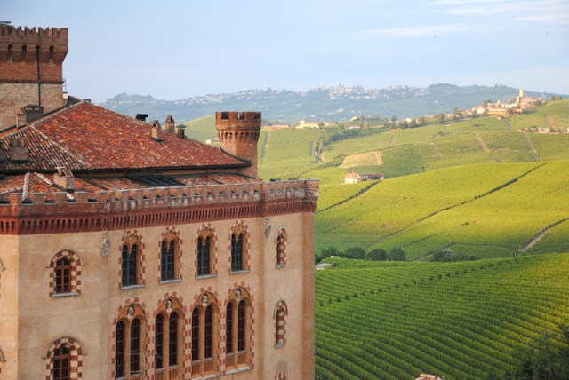 Best View In Barolo - Piedmont Wine Tours | Italianna - Top Rated ...